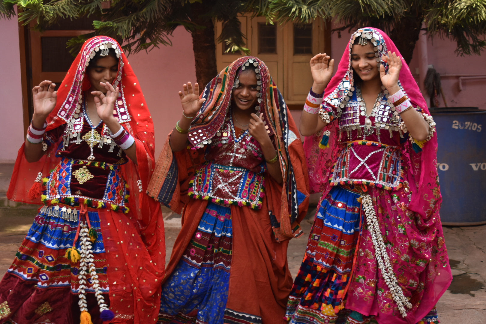 Sooji Daarada Mane – Sooji Daarada Mane