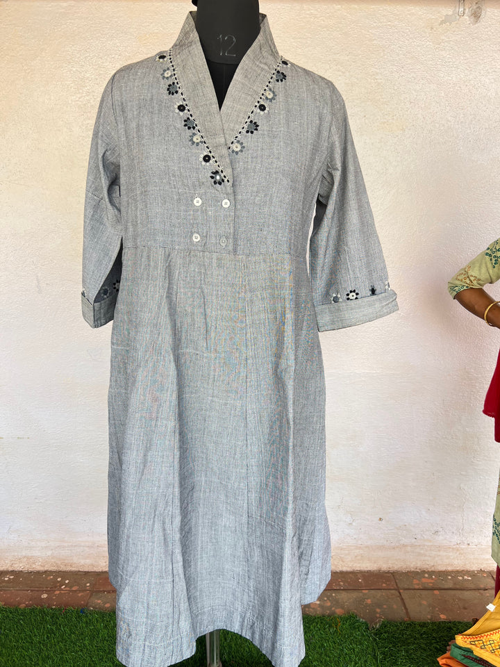 Sooji Daarada Mane – Sooji Daarada Mane